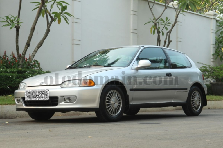 Honda Civic Estilo: Mobil Lawas yang Kini Jadi Incaran Kolektor Otomotif